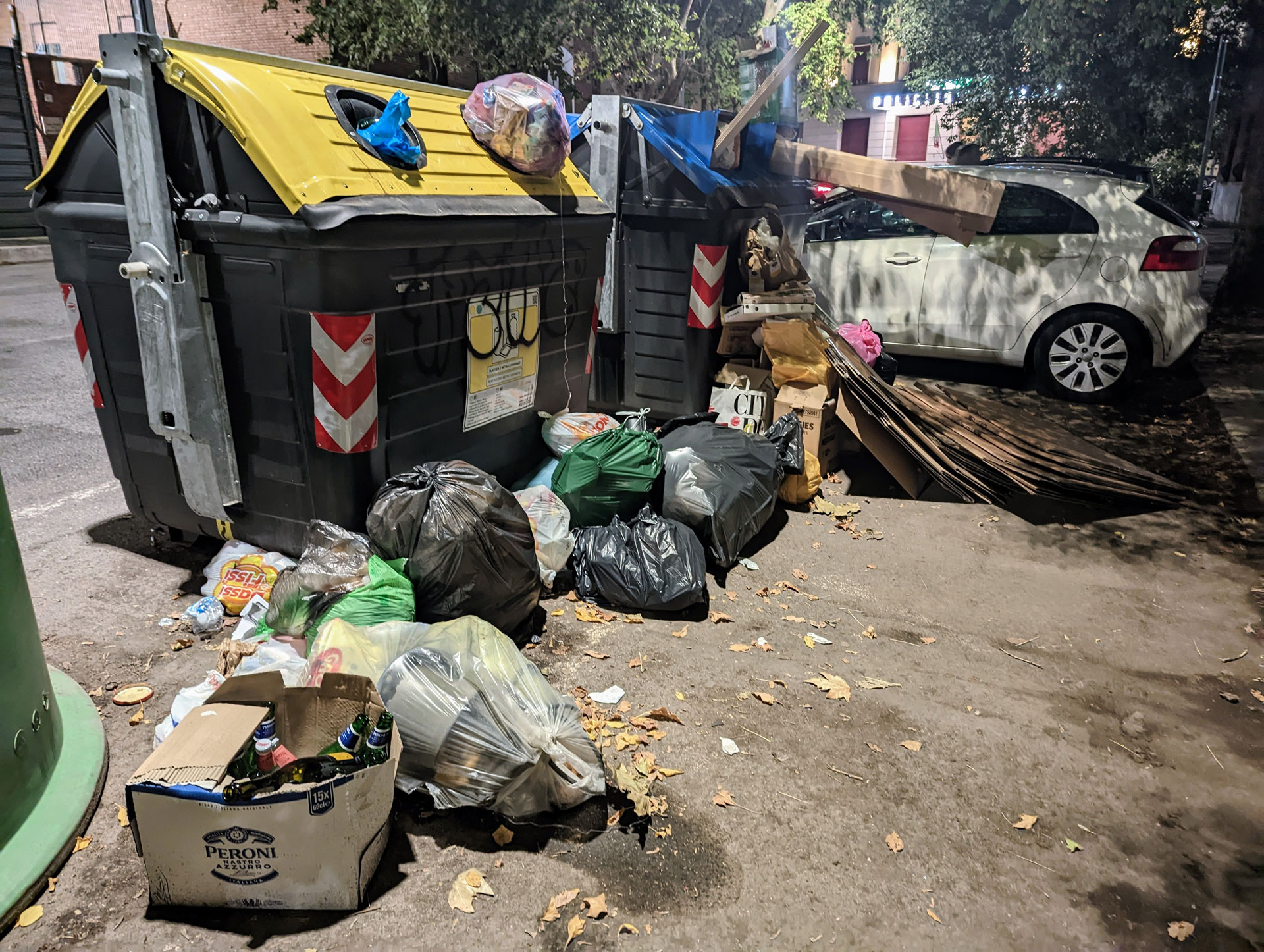 What's with all the trash in Rome?